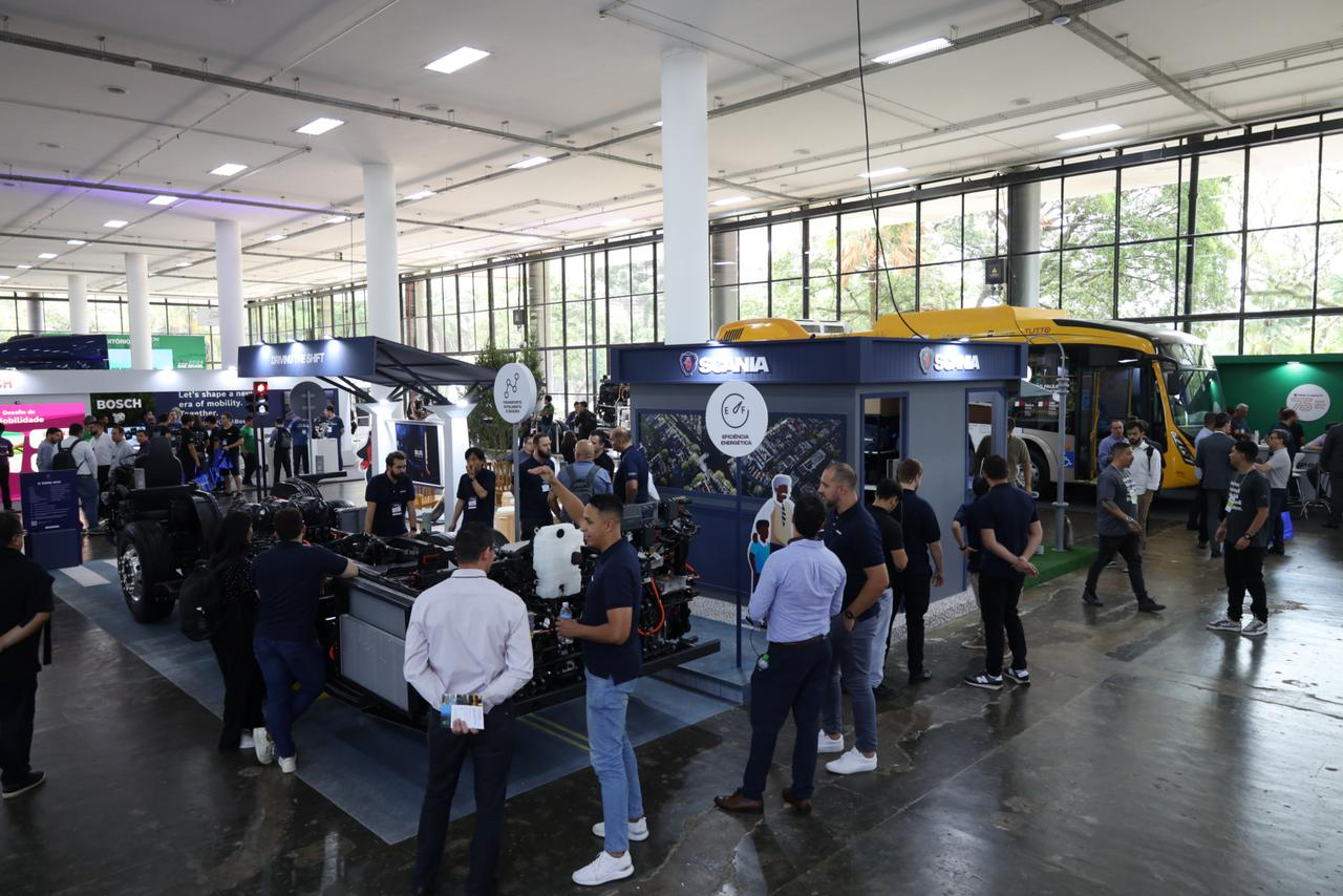 CEO da Toyota presidirá o próximo Congresso SAE Brasil – AutoIndústria